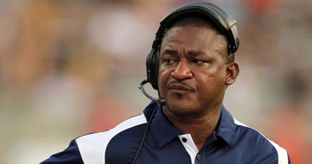 Football Coach Points to Turf for Staph Infections > Sports Turf Northwest